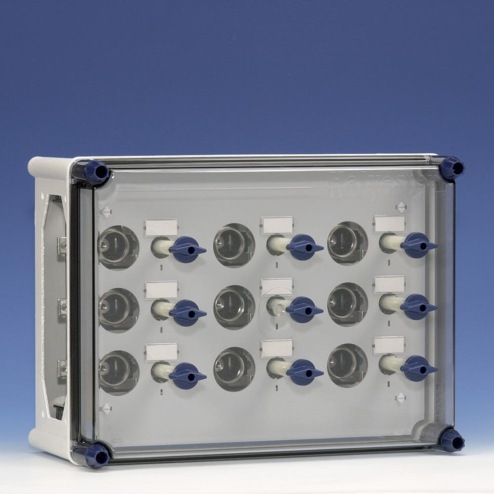 EATON INDUSTRIES Halyester Fuse Box - 1863818 | Tameson.com