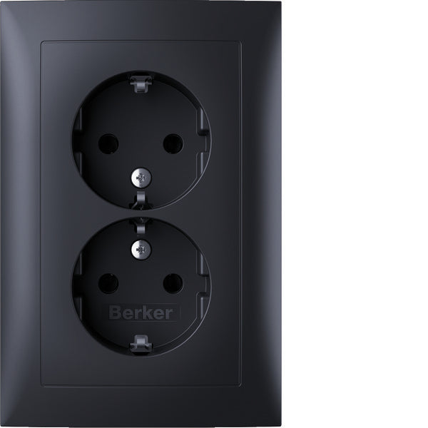 Hager Berker S.1 Wall Outlet (WCD Switchgear) (European Socket) - 4772 ...