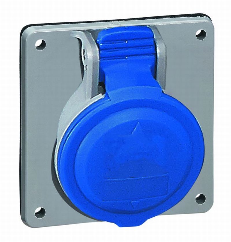 Legrand Inbuilt Socket 230V 32A 4P IP44 P17 Tempura Pro - 555285 ...