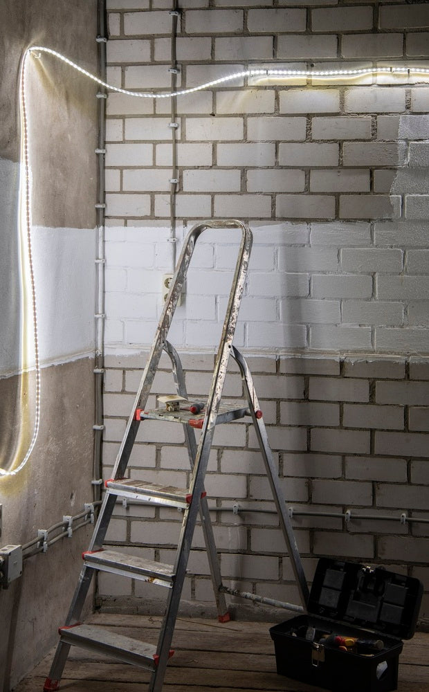 Robust LED Rope Light 5M 380lm IP65 4000K - 145637 | Tameson.com